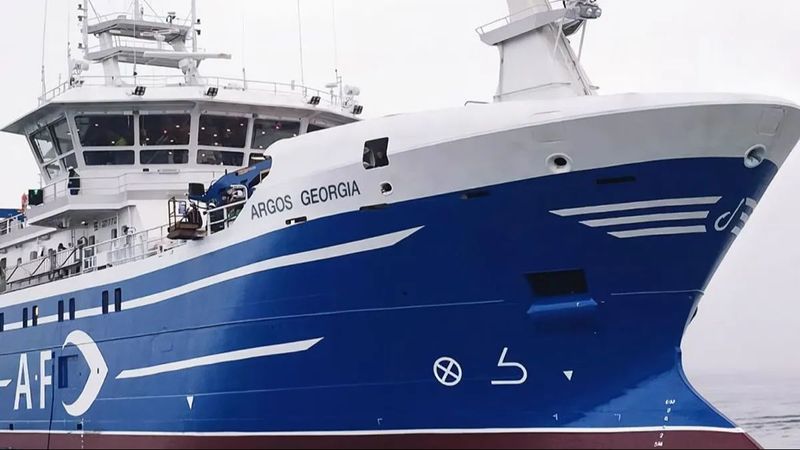Ocho muertos y cinco desaparecidos en el naufragio del 'Argos Georgia'