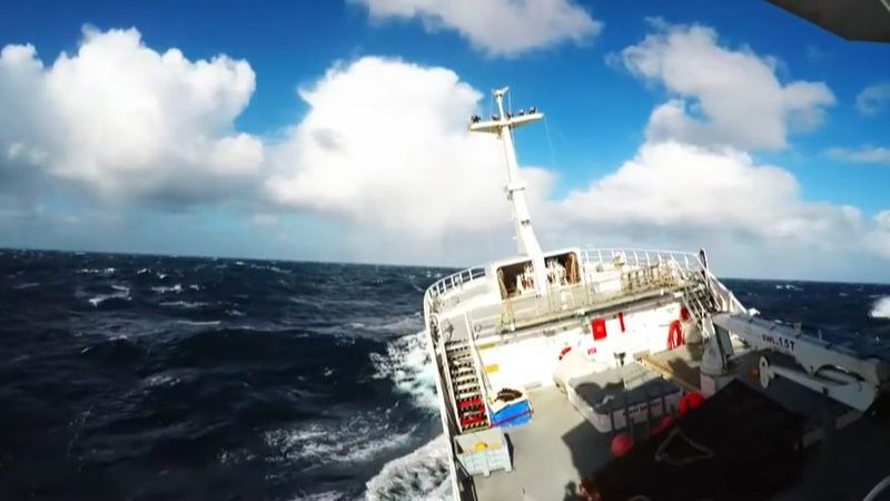 Los supervivientes del 'Argos Georgia' serán trasladados a Santiago y ...