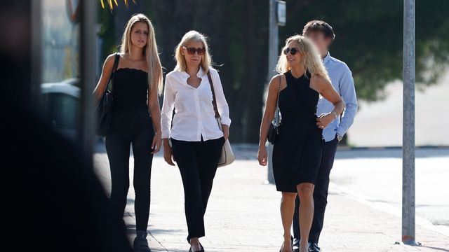 Último adiós a Caritina Goyanes, en fotos: familiares y amigos se despiden