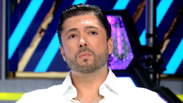 Ángel Cristo da más detalles sobre las fotos y relación de su madre y ...