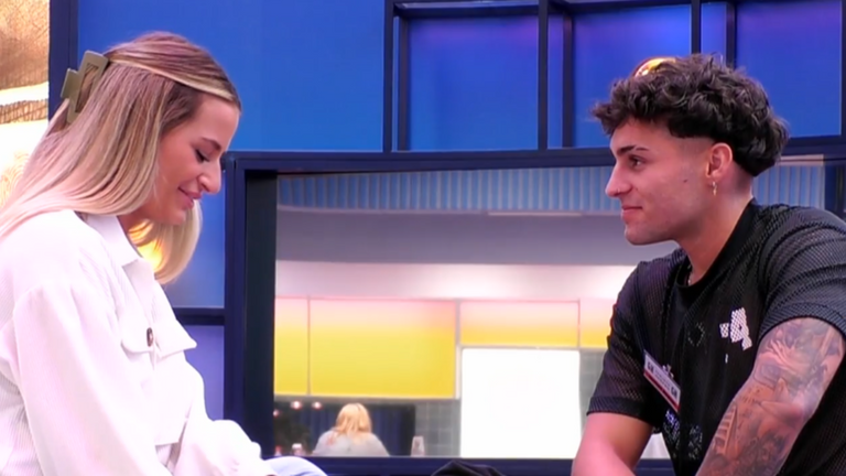 Manu se sincera ante Laura tras comenzar a sentir por ella - Gran Hermano