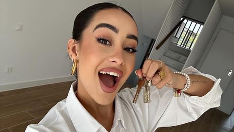 La casa nueva de Marina Rivers en Madrid: moderna, con jardín y varias ...