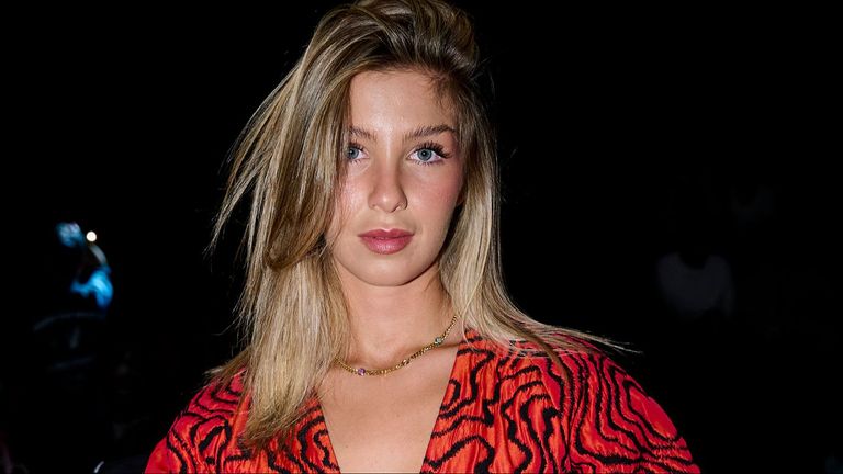 Laura Boado, camarera de First Dates, pillada besándose con un ...