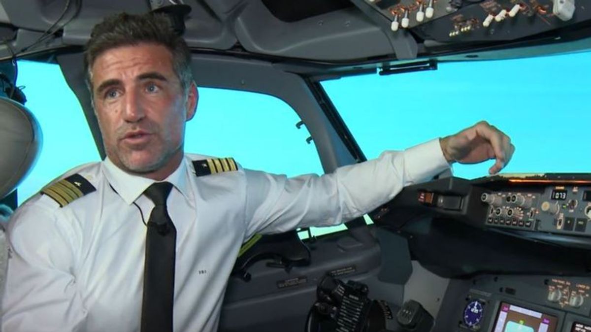 Perico Durán, el comandante que ayuda a sus pasajeros a perder el miedo ...