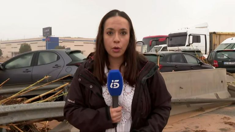 DANA en Valencia | Lydia Cruz, de Informativos Telecinco, atrapada en ...