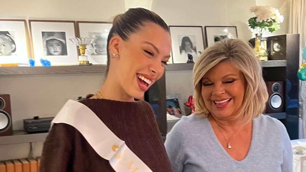 Alejandra Rubio posa por primera vez embarazada junto a Terelu Campos ...