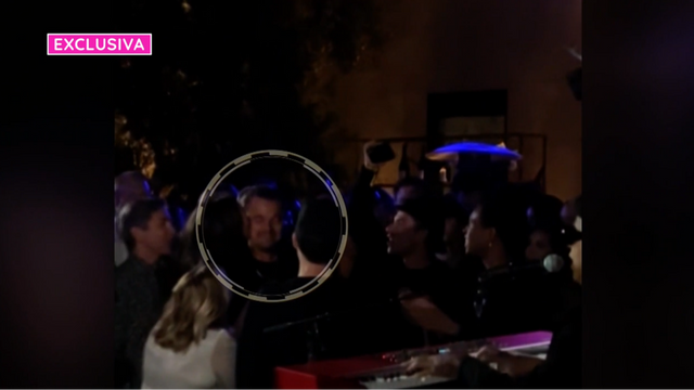 Leonardo DiCaprio y Kate Winslet se besan en la boca en su último ...