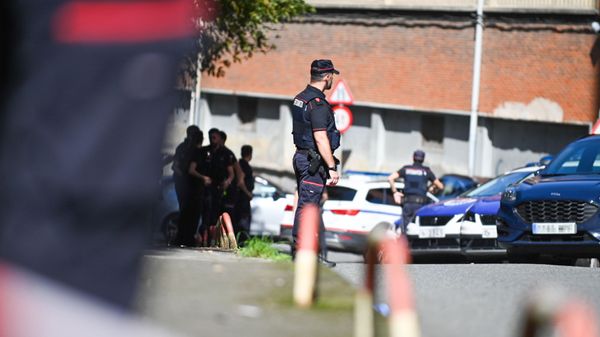 Detenido por intentar matar a su pareja delante de sus hijos en Pasaia, Guipúzcoa