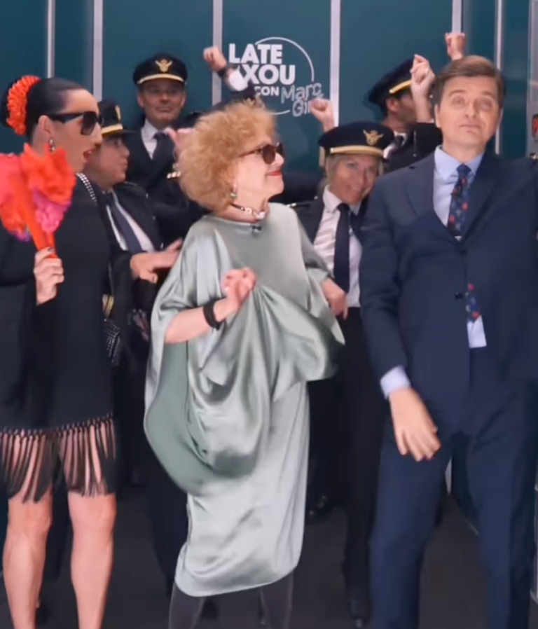Marc Giró, uno de los presentadores de moda: de su familia multiespecie ...