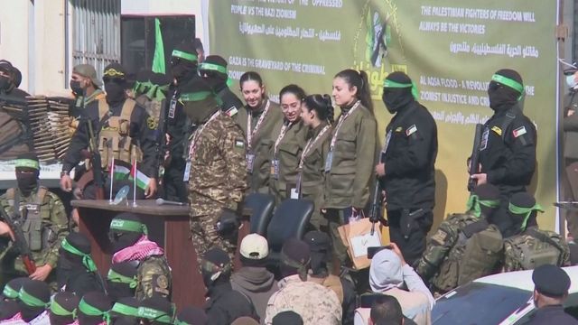 Hamás libera a cuatro mujeres soldado