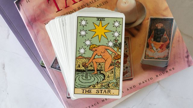 Carta La Estrella en el Tarot: qué significa, el signo que representa y ...