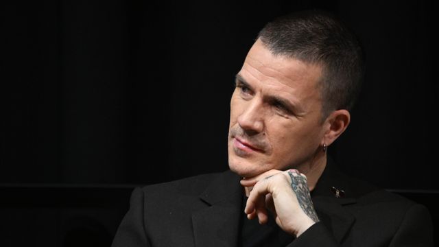 Dani Martín: la responsabilidad que asumió con sus padres tras morir su ...