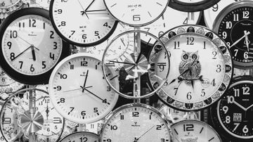 Horas espejo 20:20, qué significa ver esta hora en tu reloj