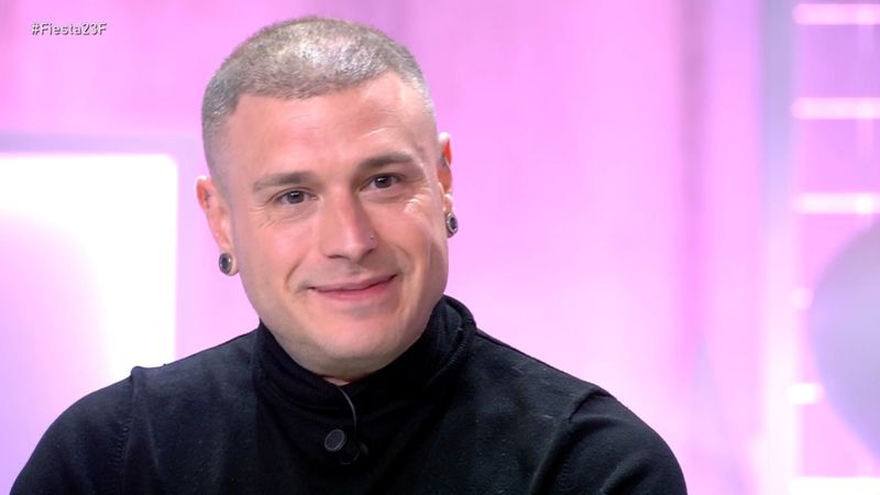 Adrián Rodríguez, 'Los Serrano': su historia tras dos meses en una ...