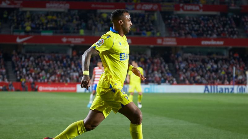 Un año de cárcel para el aficionado que profirió insultos racistas a Carlos Akapo