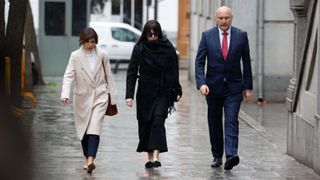 Jésica, expareja de Ábalos, dice que no trabajó pero si cobró de ...