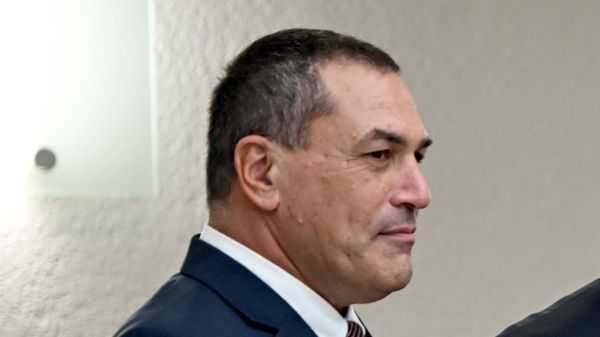 El nuevo jefe del Ejército de Israel, Eyal Zamir, toma posesión ...