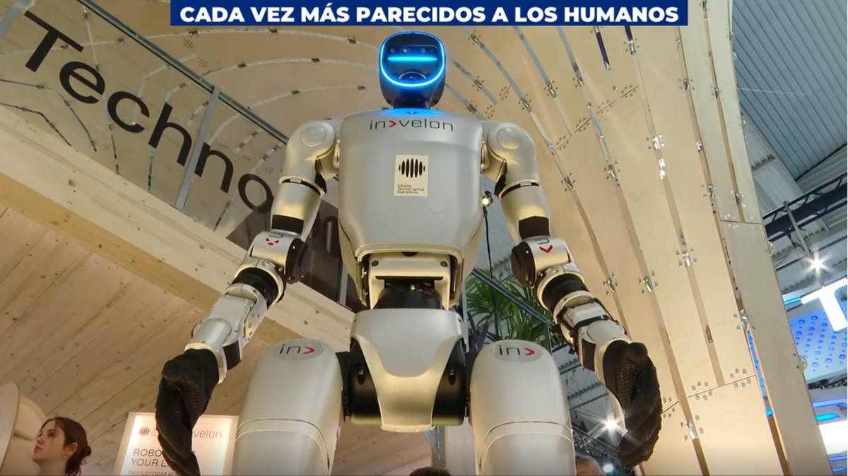 Así es Ramón, el robot humanoide del MWC que juega con niños y ayuda a ...