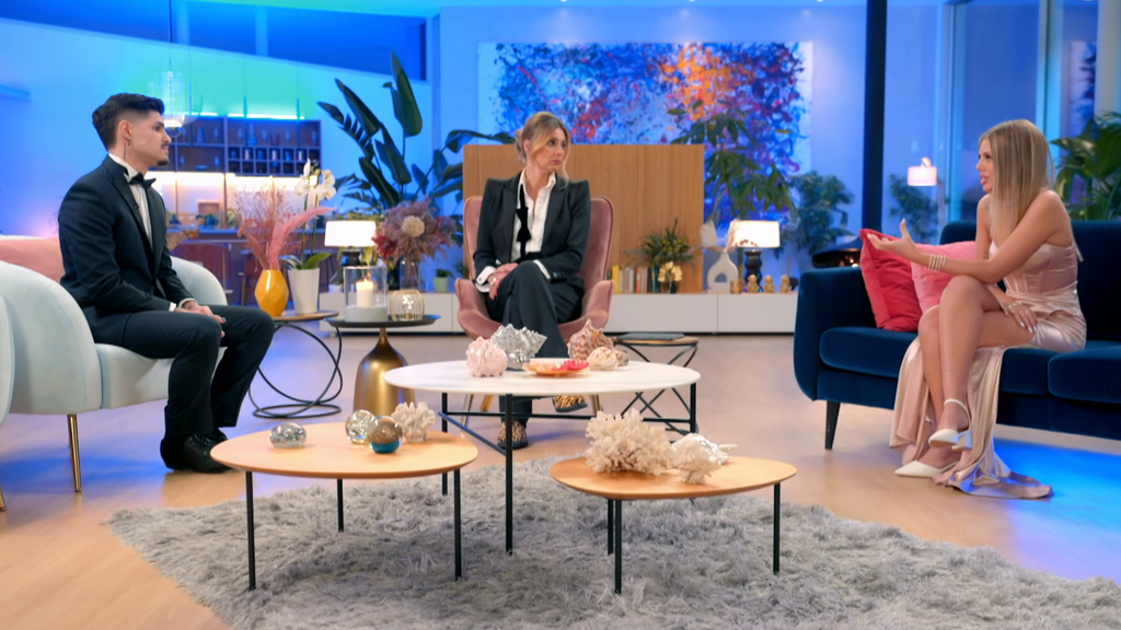 Álvaro reconoce ante Alba que está "enamorado" de Mayeli - La isla de ...