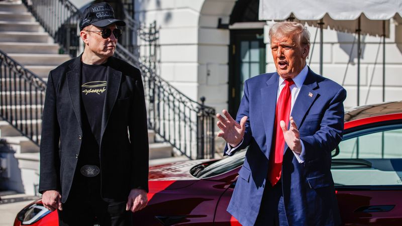 La guerra arancelaria pasa factura a Donald Trump: de Elon Musk a Goldman Sachs