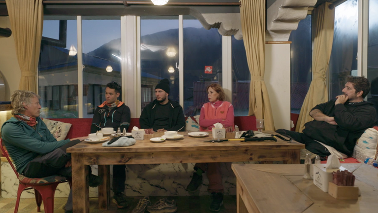 La dura historia de cómo Jesús Calleja conoció a Simba su hijo nepalí ...