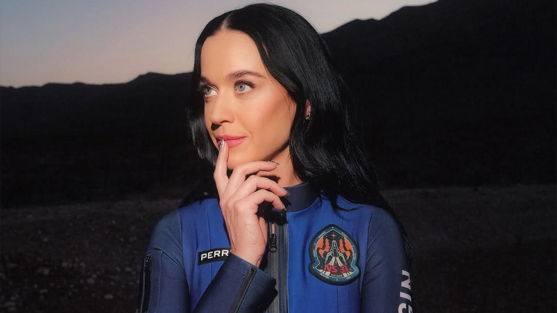 Katy Perry viaja al espacio y hace historia en el primer viaje de mujeres: los detalles