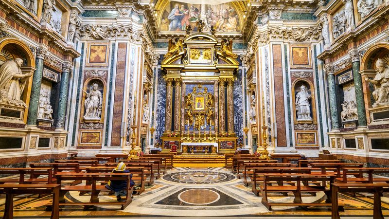 Así es Santa María la Mayor, la basílica donde será enterrado el papa ...