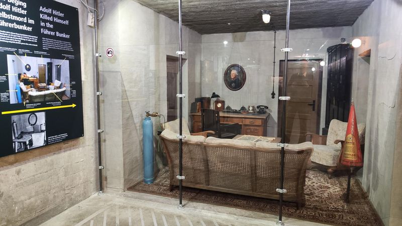 Ochenta años del suicido de Hitler en plena ola de crecimiento de la ultraderecha