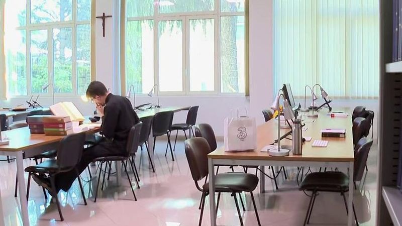 Así se viven los últimos preparativos para el cónclave en el Pontificio ...