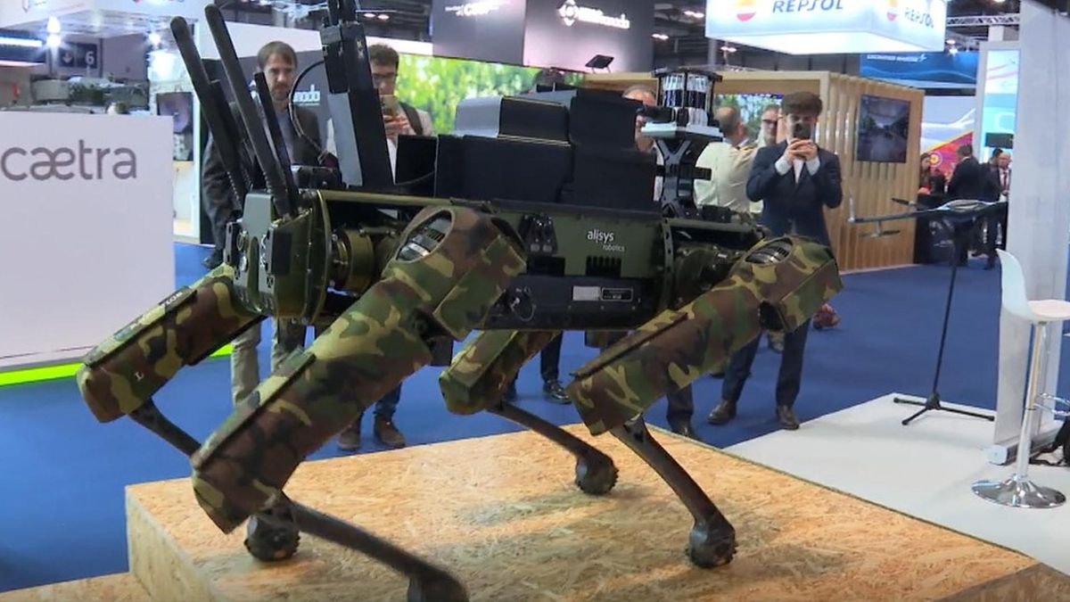 Así es FEINDEF, el escaparate de la Defensa española - Noticias Cuatro