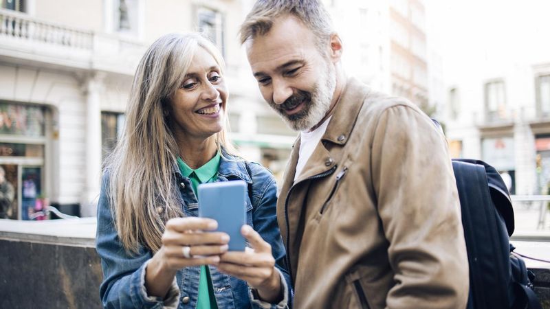 Cómo planificar un viaje con IA: información que sí y que no debes darle