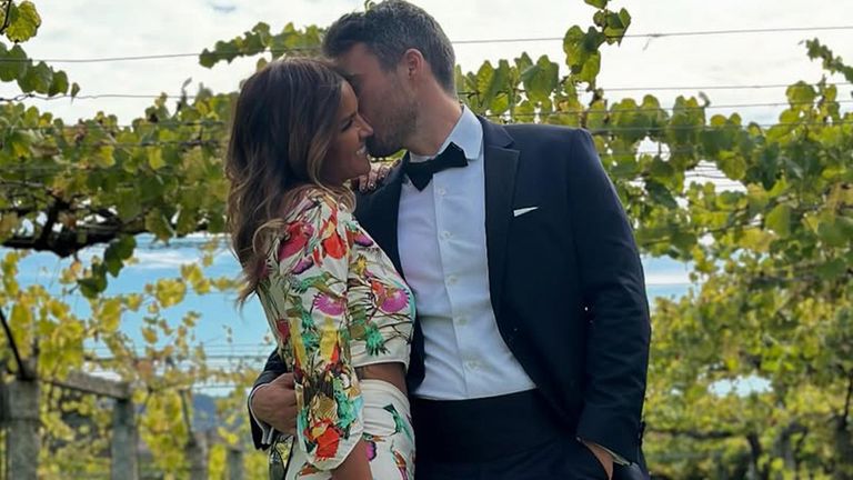 El menú completo de la boda de Marta López y Alejandro Huerta: 28 aperitivos y jamones de oro