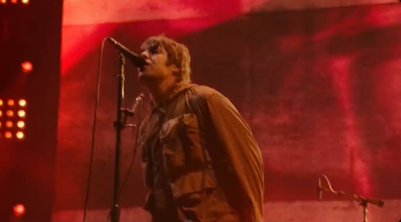 El regreso de Oasis: los hermanos Gallagher, juntos en el escenario ...
