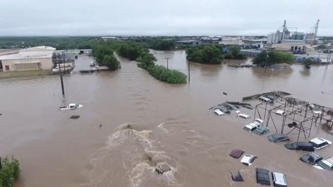 27 muertos en Texas, EEUU, por la crecida del río Guadalupe: hay un ...