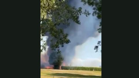 Cuatro muertos tras estrellarse una avioneta en el aeropuerto de Southend, en Londres