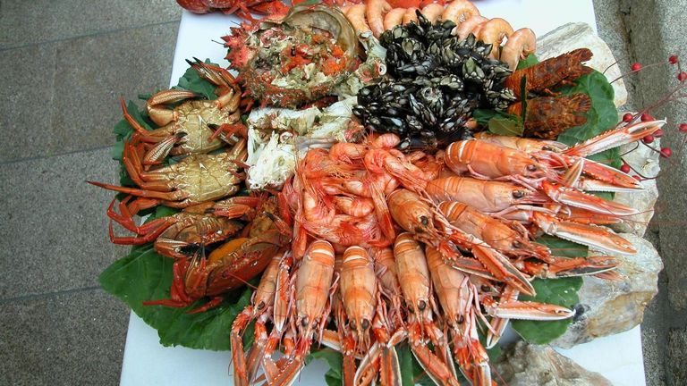 Mariscadas en Galicia: los mejores restaurantes para comer marisco