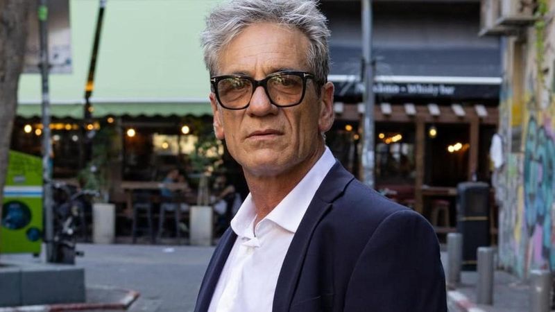 Muere Alon Aboutboul, actor de 'Batman' y 'Rambo', tras desvanecerse en ...