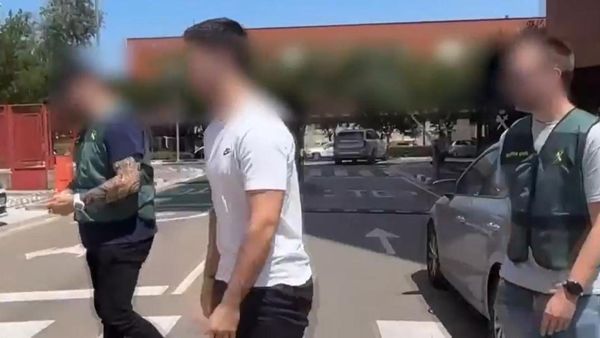 Dos jóvenes detenidos en La Rioja y Soria por grabar y difundir imágenes íntimas de 27 mujeres ...