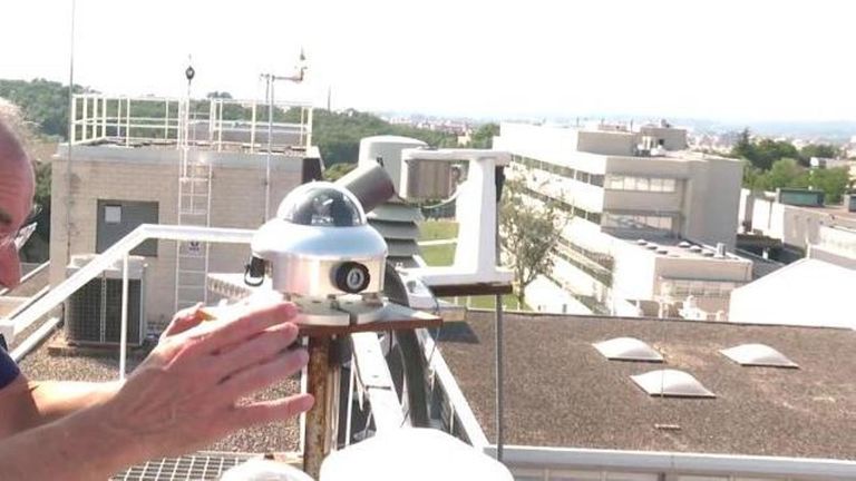 La radiación solar está en máximos: así son las estaciones en las que se mide