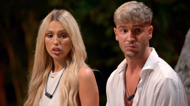 Los famosos "tocamientos" entre David y Zaira llenaron de dudas a María ...