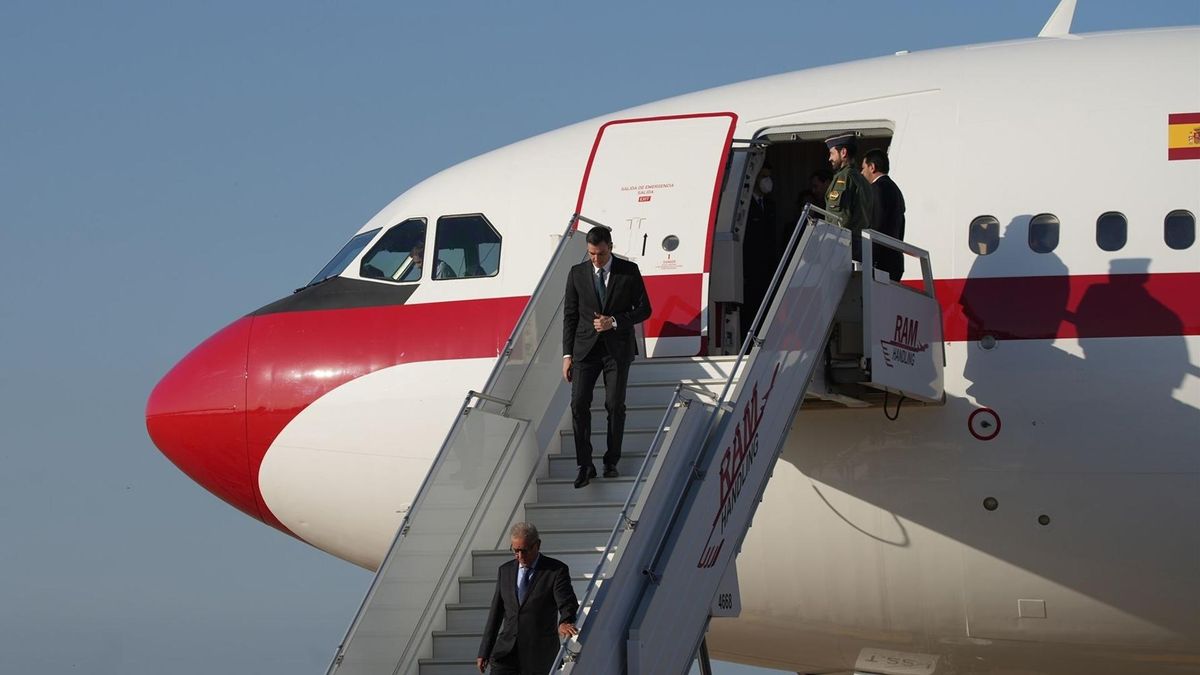 Una avería en el Falcon obliga a Pedro Sánchez a regresar en pleno vuelo