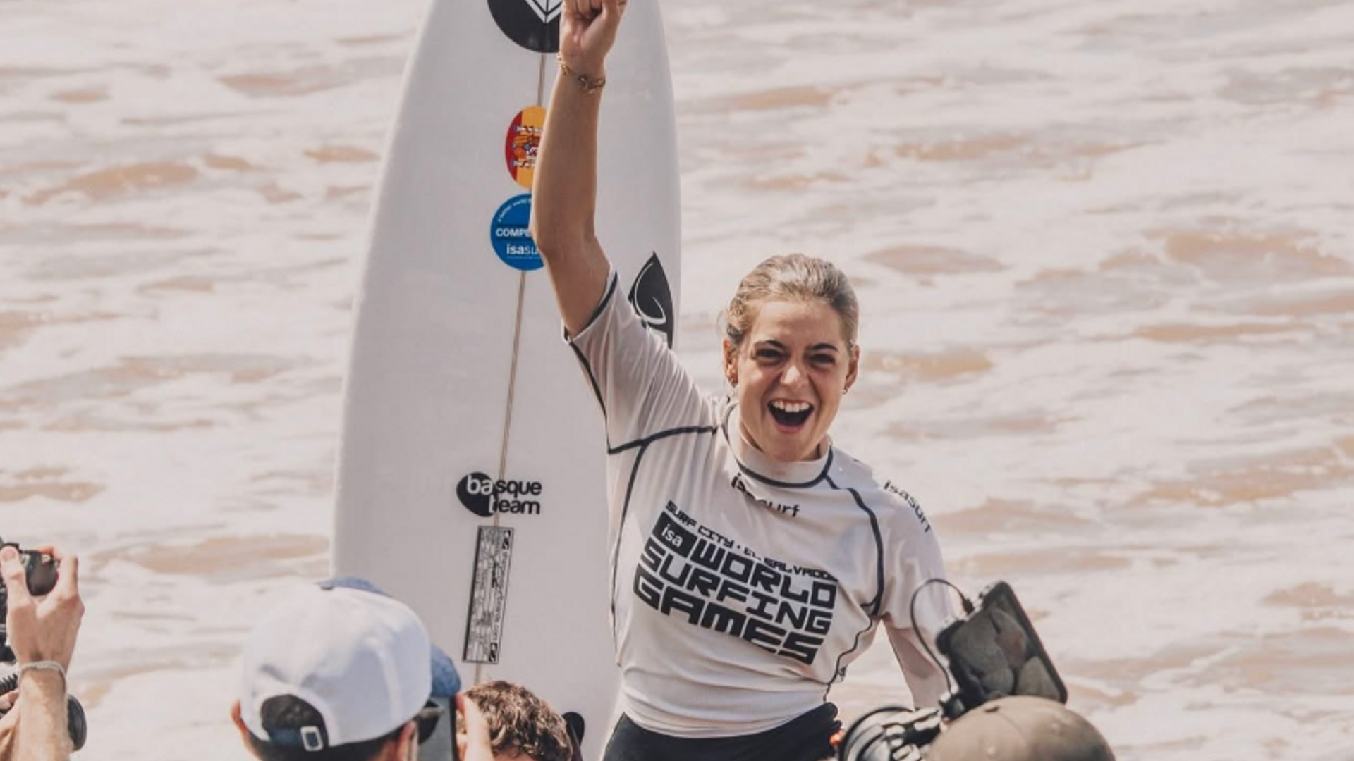 La vasca Janire González-Etxabarri hace historia al ganar el Mundial de Surf en El Salvador