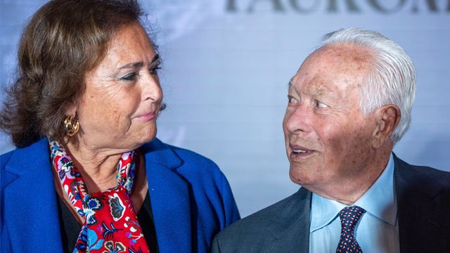 Carmen Tello, tras el ingreso de Curro Romero a los 91 años: "Dios quiera que se ponga bien"