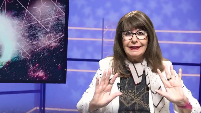 Esperanza Gracia - Divinity