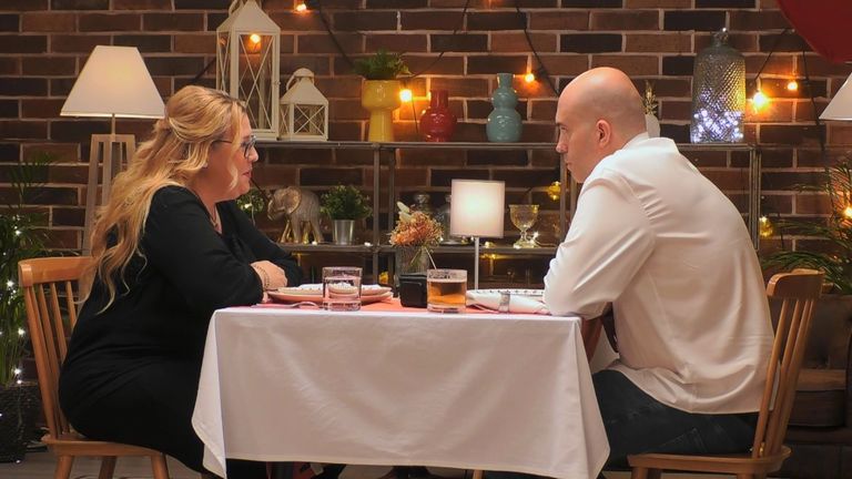 Una soltera le desvela a su cita el surrealista sueño que ha tenido ...