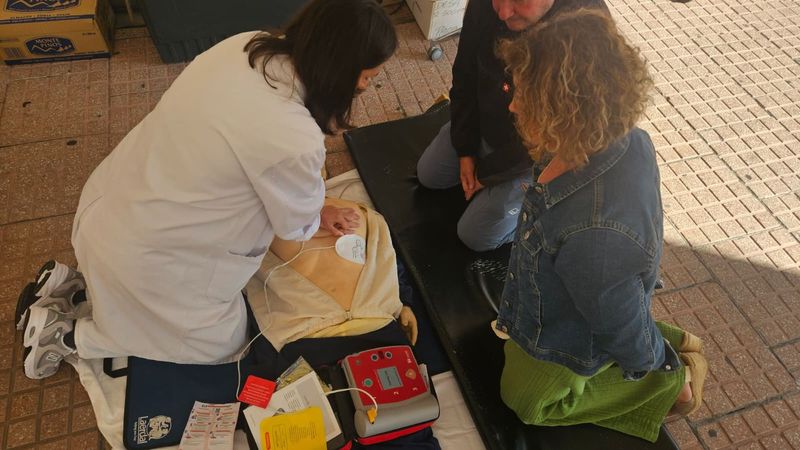 Profesionales de Osakidetza dan 'tips' para actuar ante una parada cardíaca