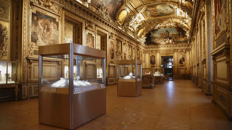Así es la galería de Apolo del Louvre, la sala en la que han robado ...