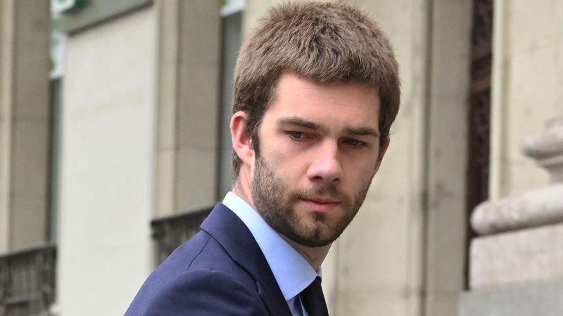 Juan Urdangarin tiene novia: así es Sophia Khan, la joven con la que ha sido pillado besándose ...