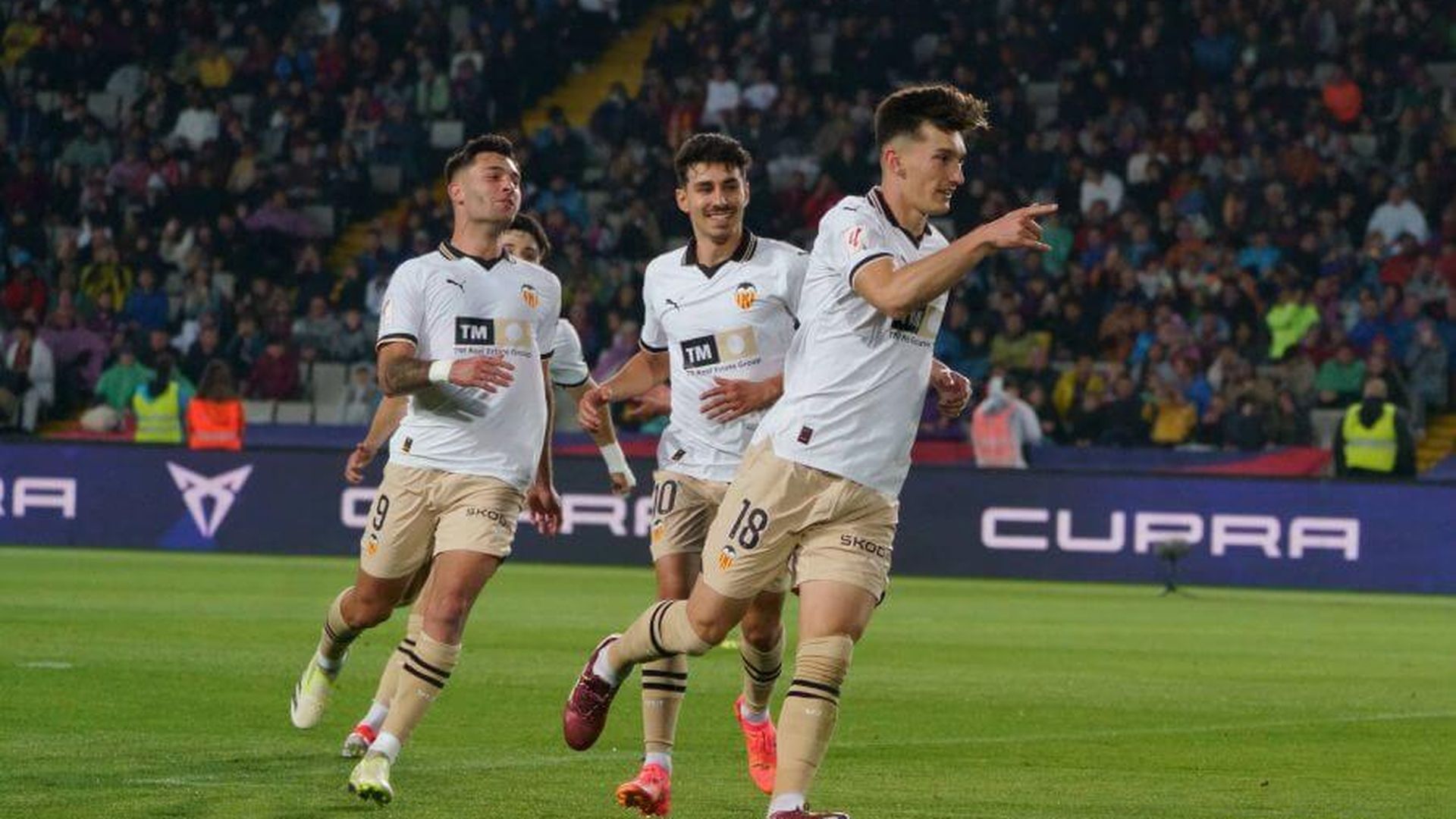 Pepelu amplia su registro contra el FC Barcelona en Montjuïc