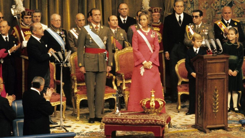 Aniversario de los 50 años de la coronación de Juan Carlos I contada ...